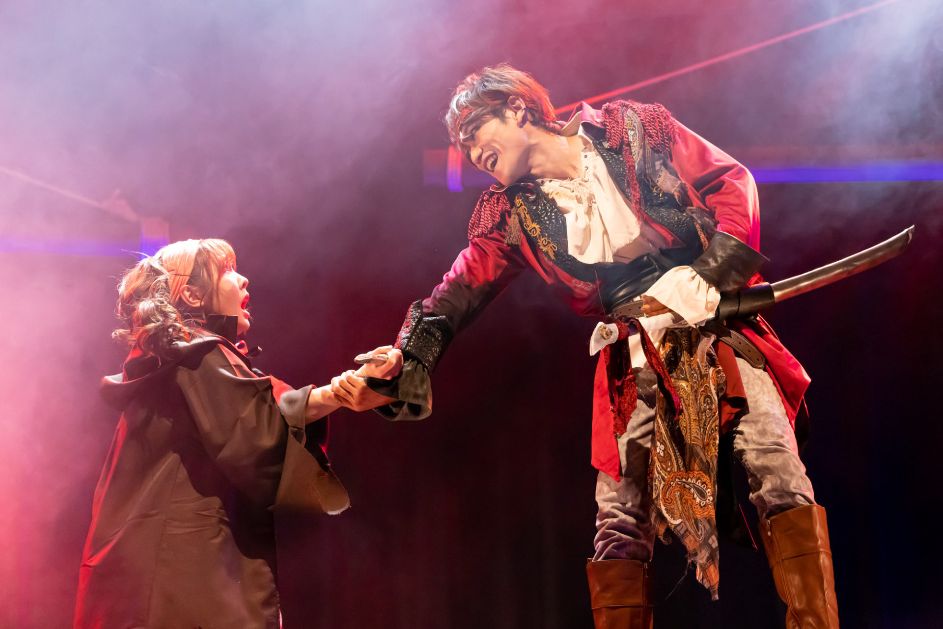 【公演レポート！】@emotion『NEVER EVER NEVER』 │ シアターウェブマガジン[カンフェティ]